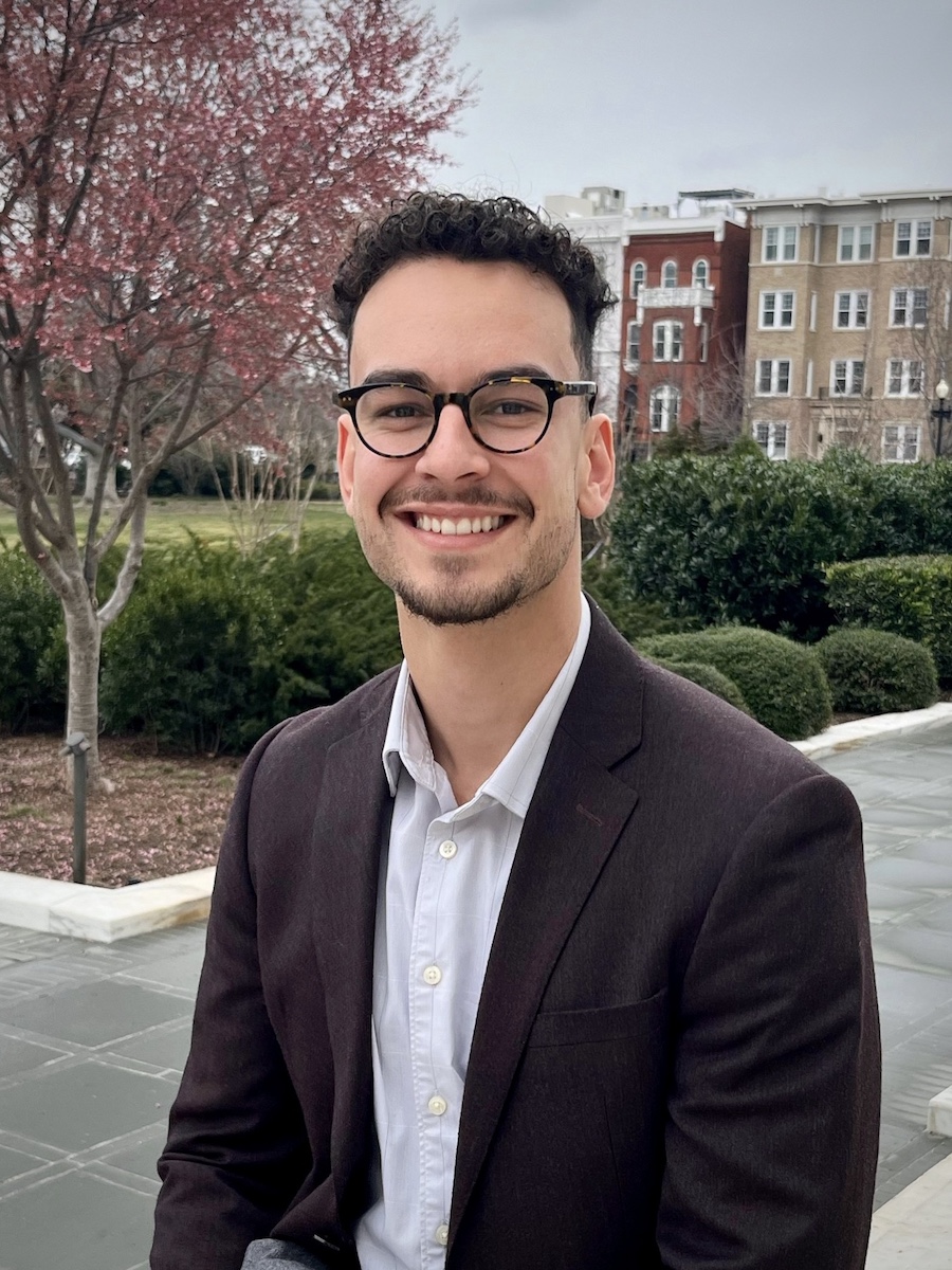 Javi Burdette - Immigrant Justice Corps